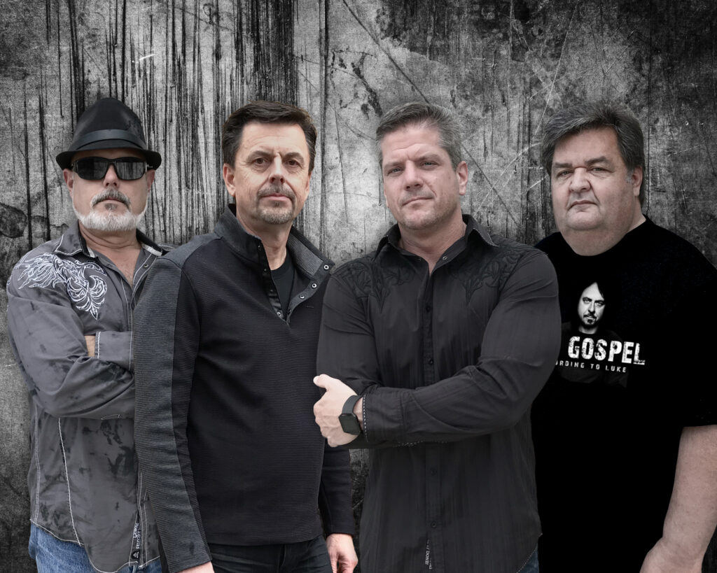 Bordertown | 906 Cocktail and Cigar Lounge